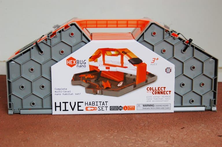 Hexbug Hive Habitat Set & Glow in the Dark Nano Habitat Set Review