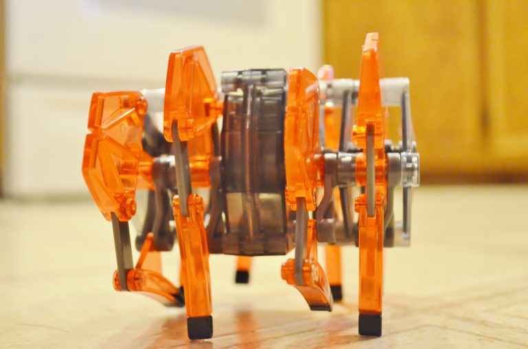 NEW HEXBUG Battle Spider and Strandbeast Micro Robotic Creatures