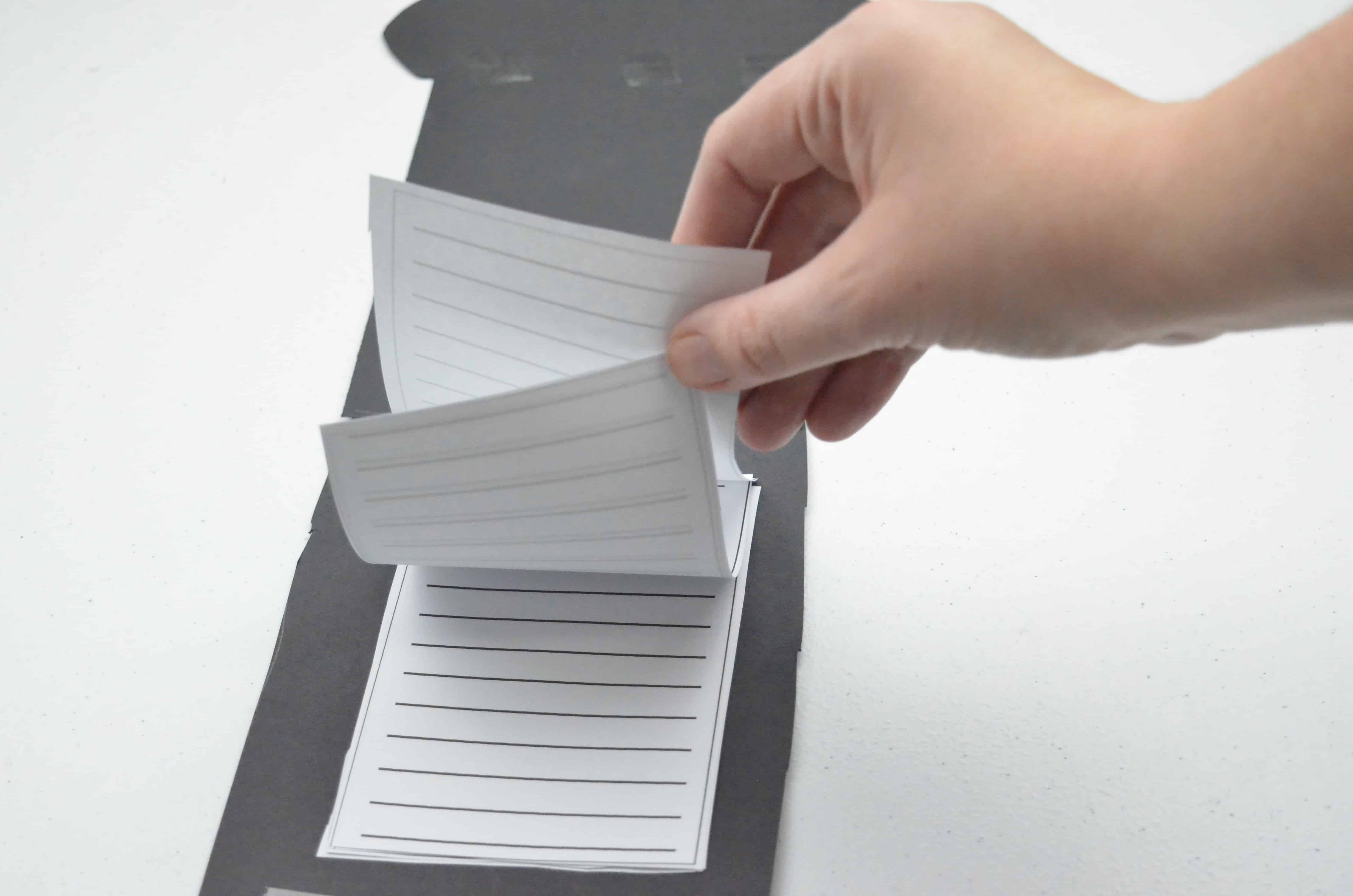 How to Make an Abraham Lincoln Top Hat Writing Booklet