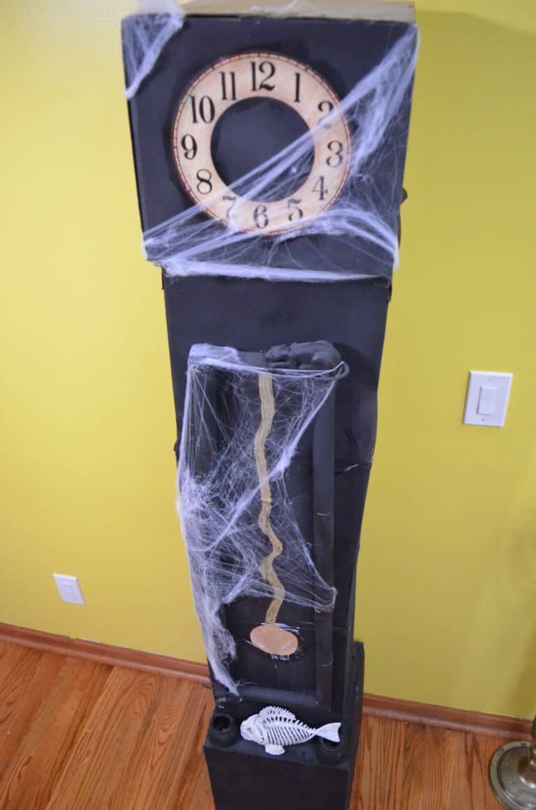 Cheap Halloween Decor: DIY Halloween Clock from Cardboard Boxes